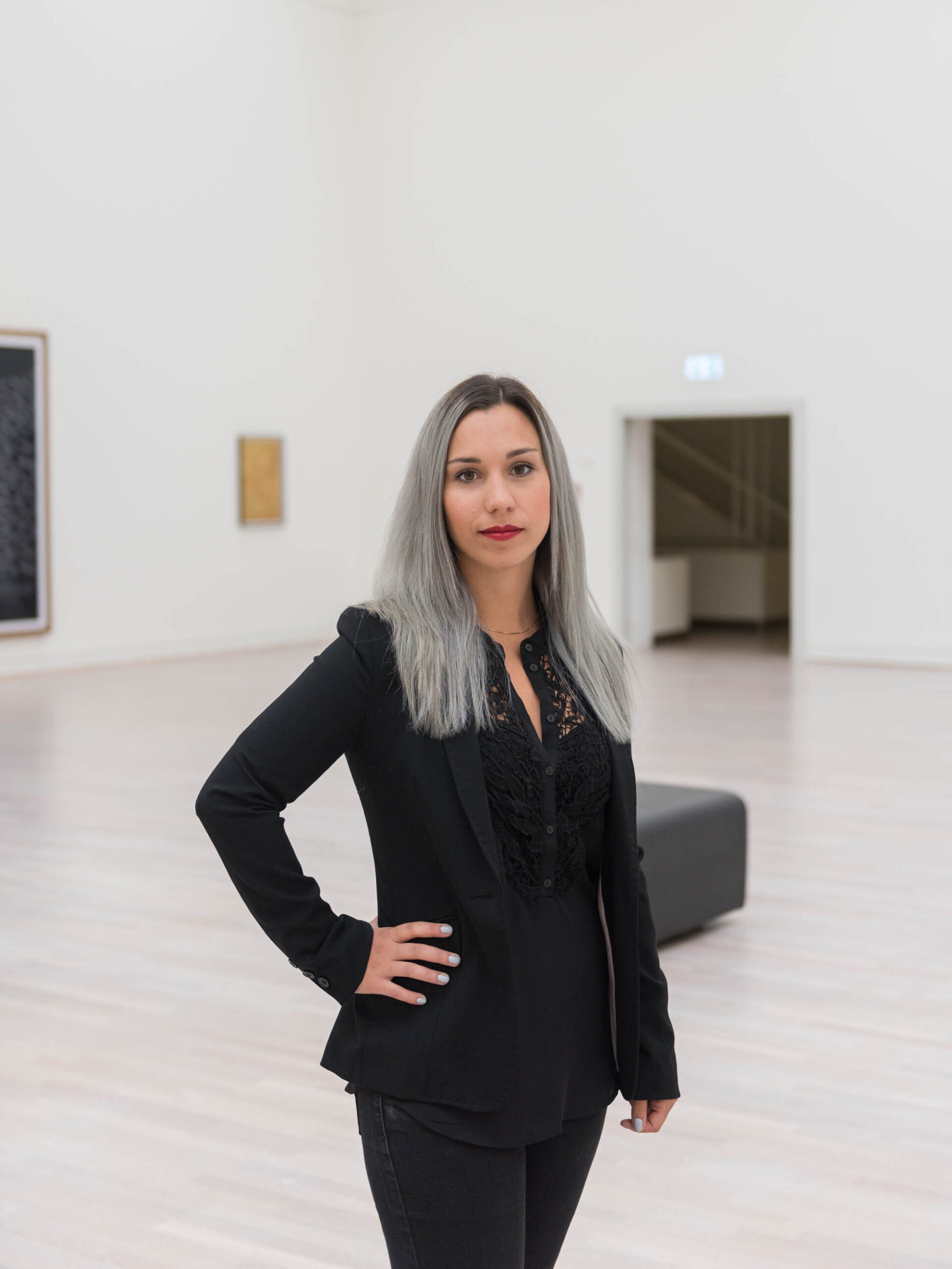 Anna Schmid | Art Historian ᛫ Cultural Management ᛫ PR